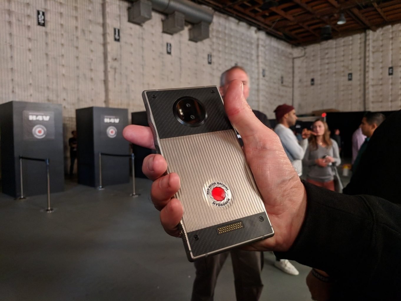RED Hydrogen One Phone is the device of the future – Research Snipers