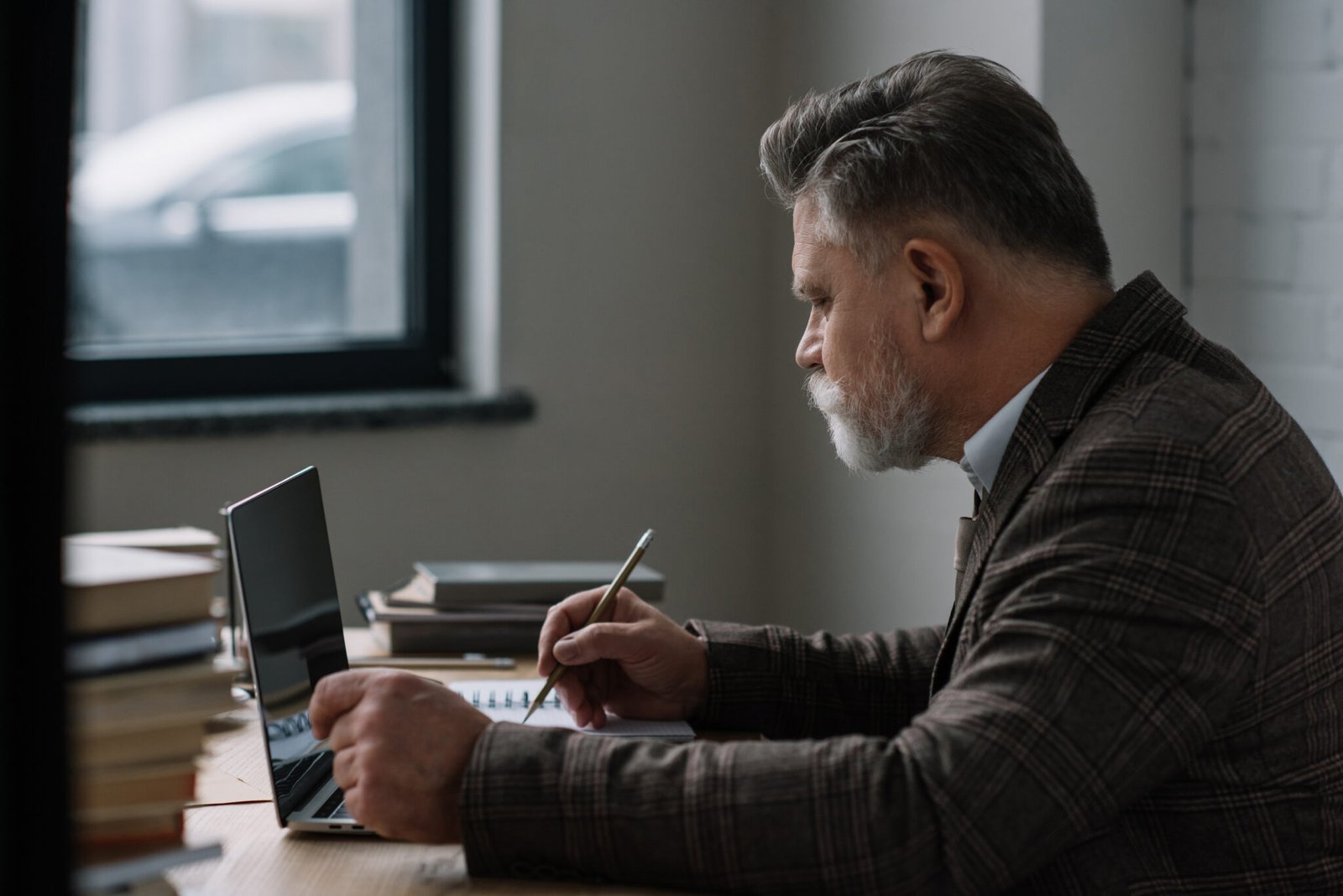 Is writing a Manuscript Difficult? 5 Tips to Make the Process More ...