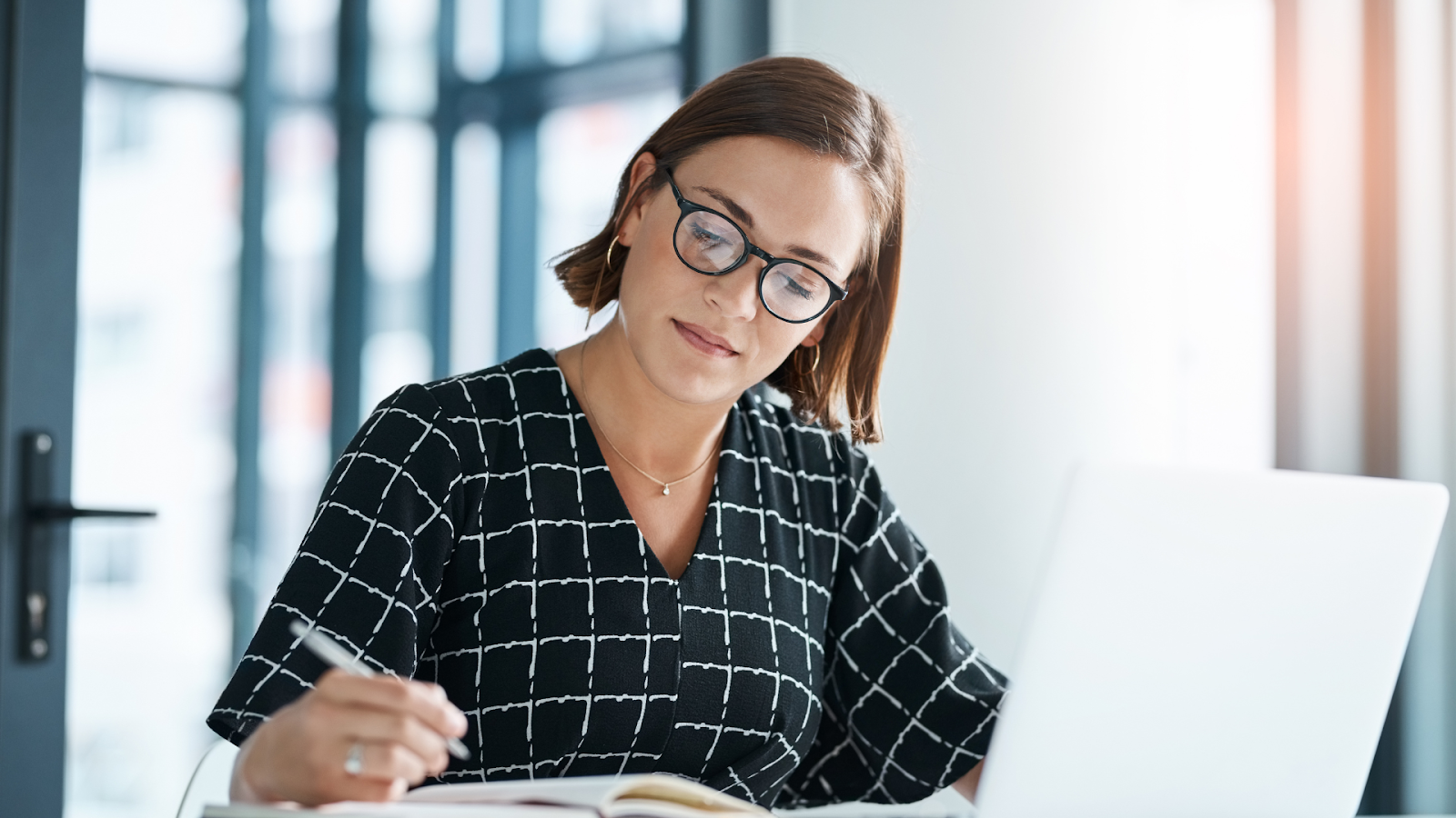 How Proposal Writers Improve Your Chances of Winning Bids – Research ...